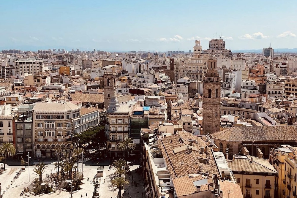Where To Stay in Valencia: 5 Best Areas & Places